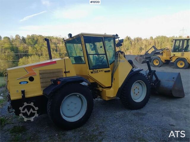 Utovarivač točkova
Wille 645 Wheel loader w/ bucket