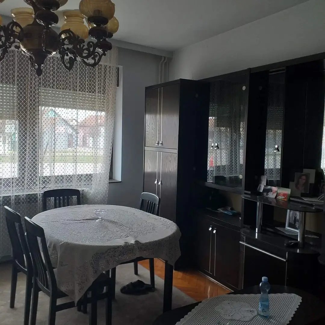 Centar, Bač