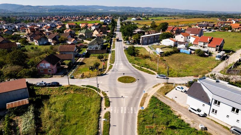 Adice, Novi Sad, Veternička