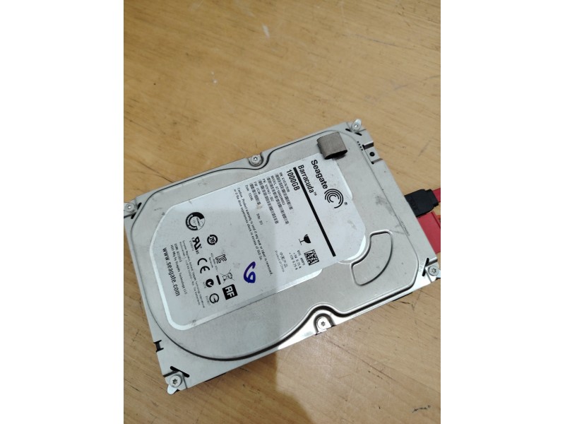 Seagate Hard 1TB (6)