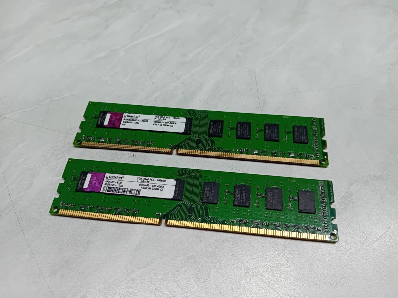 2x2gb ddr3 kingston 1333mhz ispravne