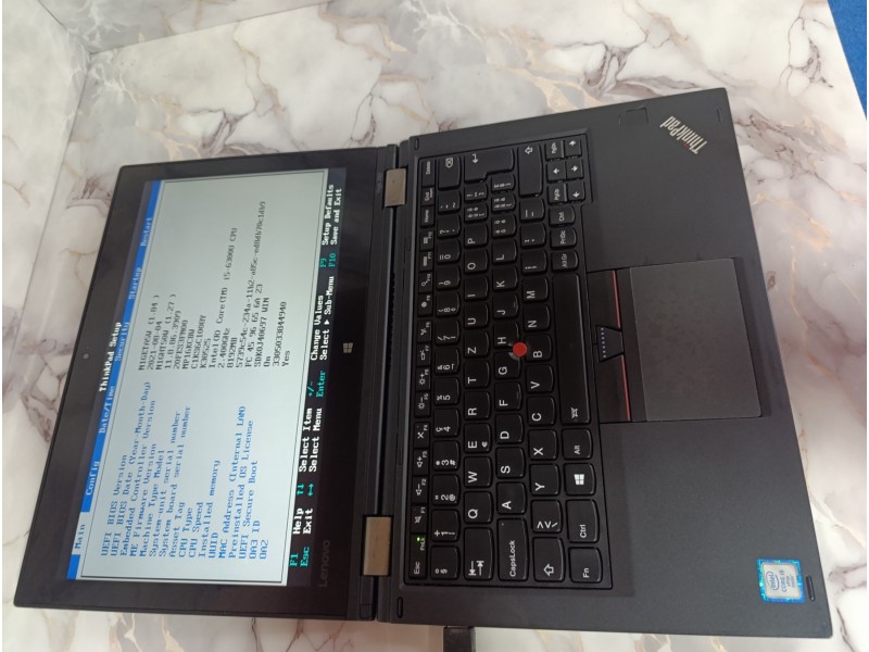 Lenovo Thinkpaid Yoga 260