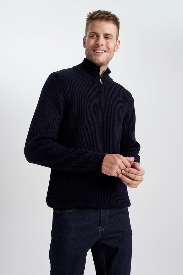 DEFACTO NAVY BLUE STANDARD FIT REGULAR CUT BATO COLLAR ZIPPERED BASIC PLAIN KNITWEAR SWEATER