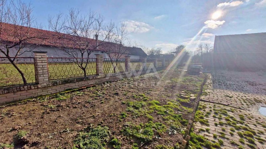 Svilojevo, Kuća 191 m2, Plac 2876 m2