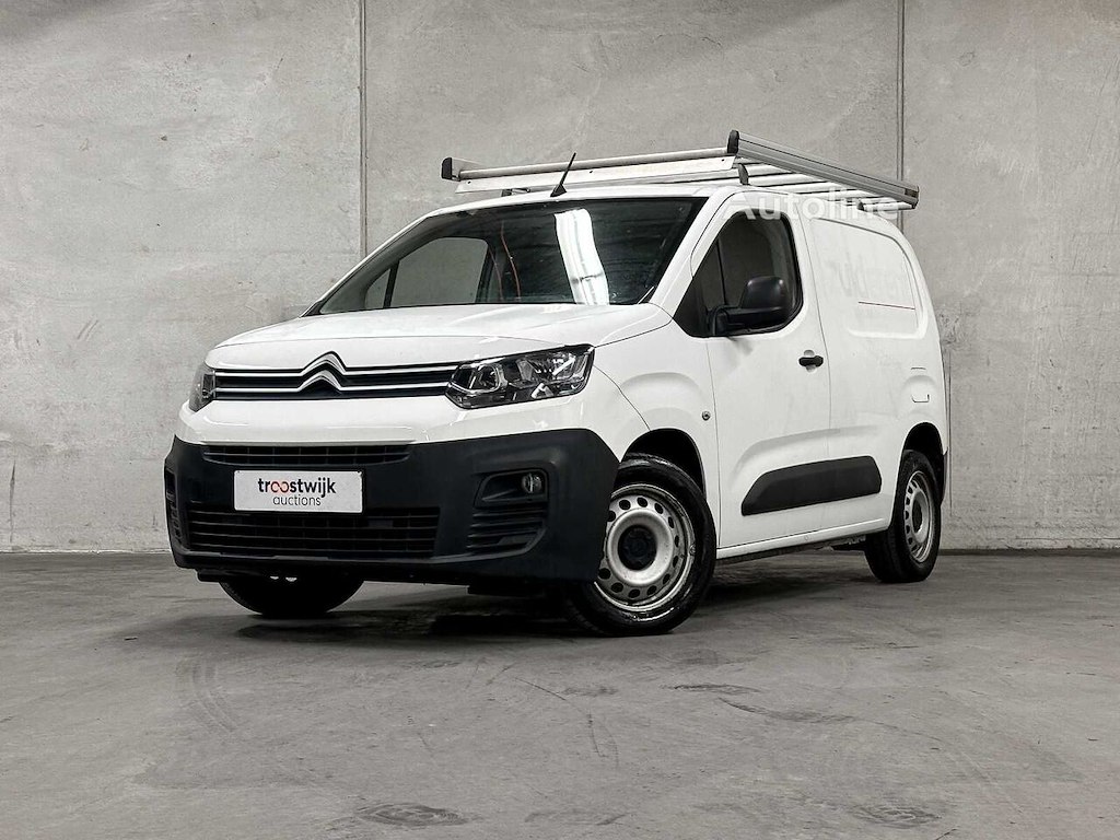 Prodaje se Citroen Berlingo laki furgon na aukciji