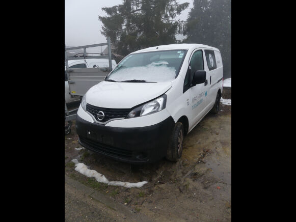 Prodaje se Nissan NV200 minibus furgon na aukciji