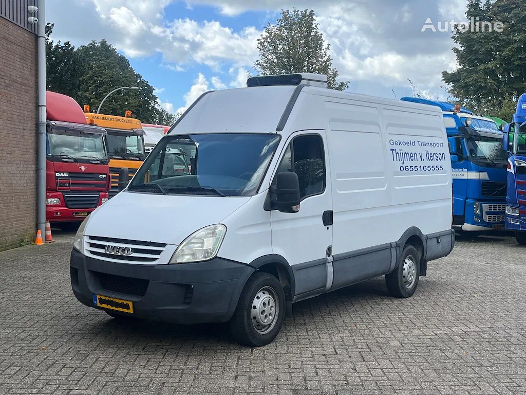 IVECO Daily Koelwagen / Manual / NL minibus hladnjača