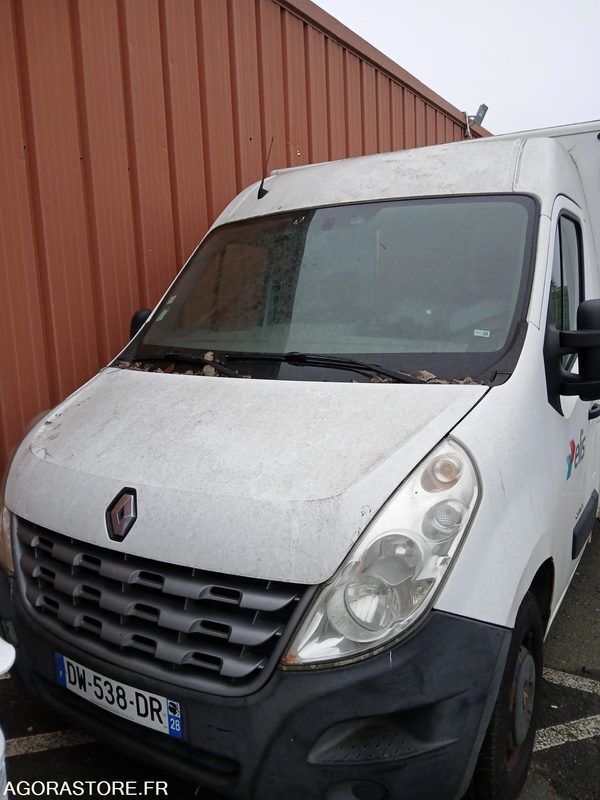 Prodaje se Renault MASTER kamion furgon < 3.5t na aukciji