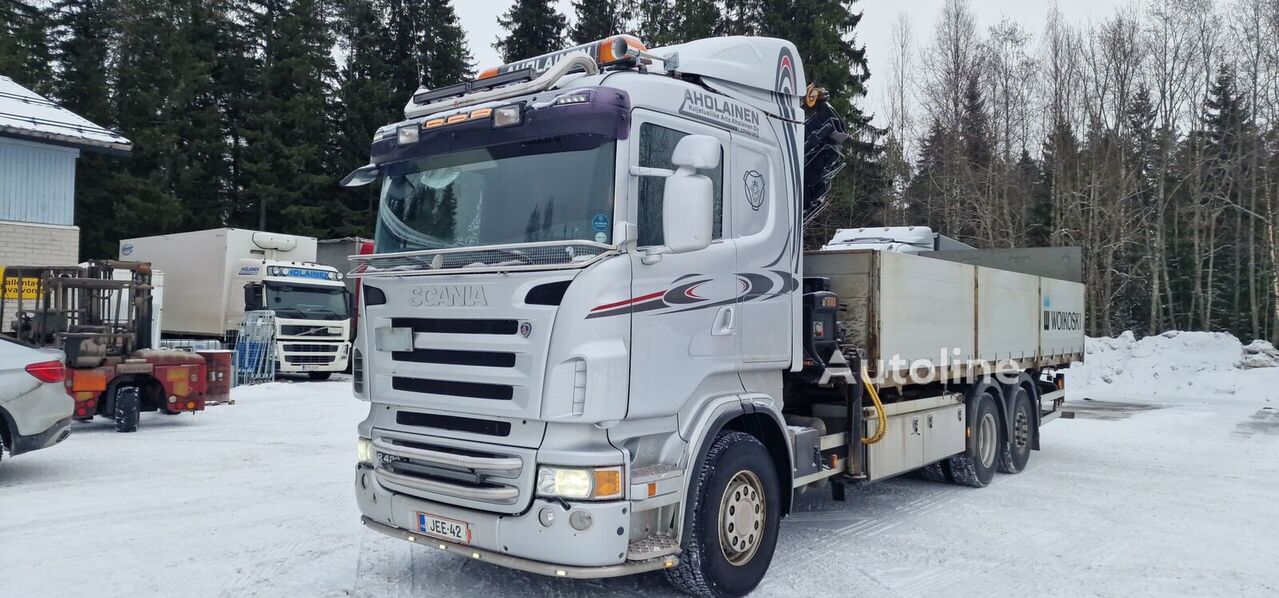 Scania R420 kamion s ravnom platformom