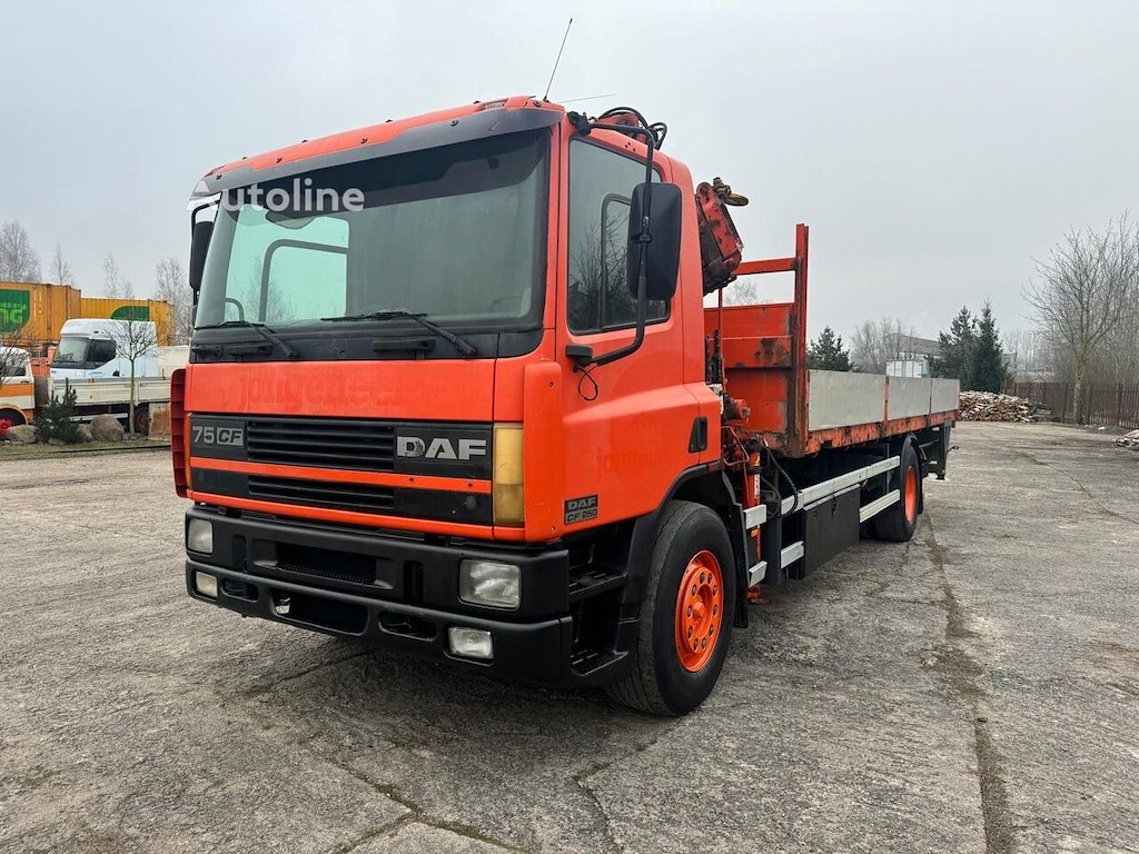 DAF CF75 manual, hiab 102 crane + platform euro 2 kamion s ravnom platformom