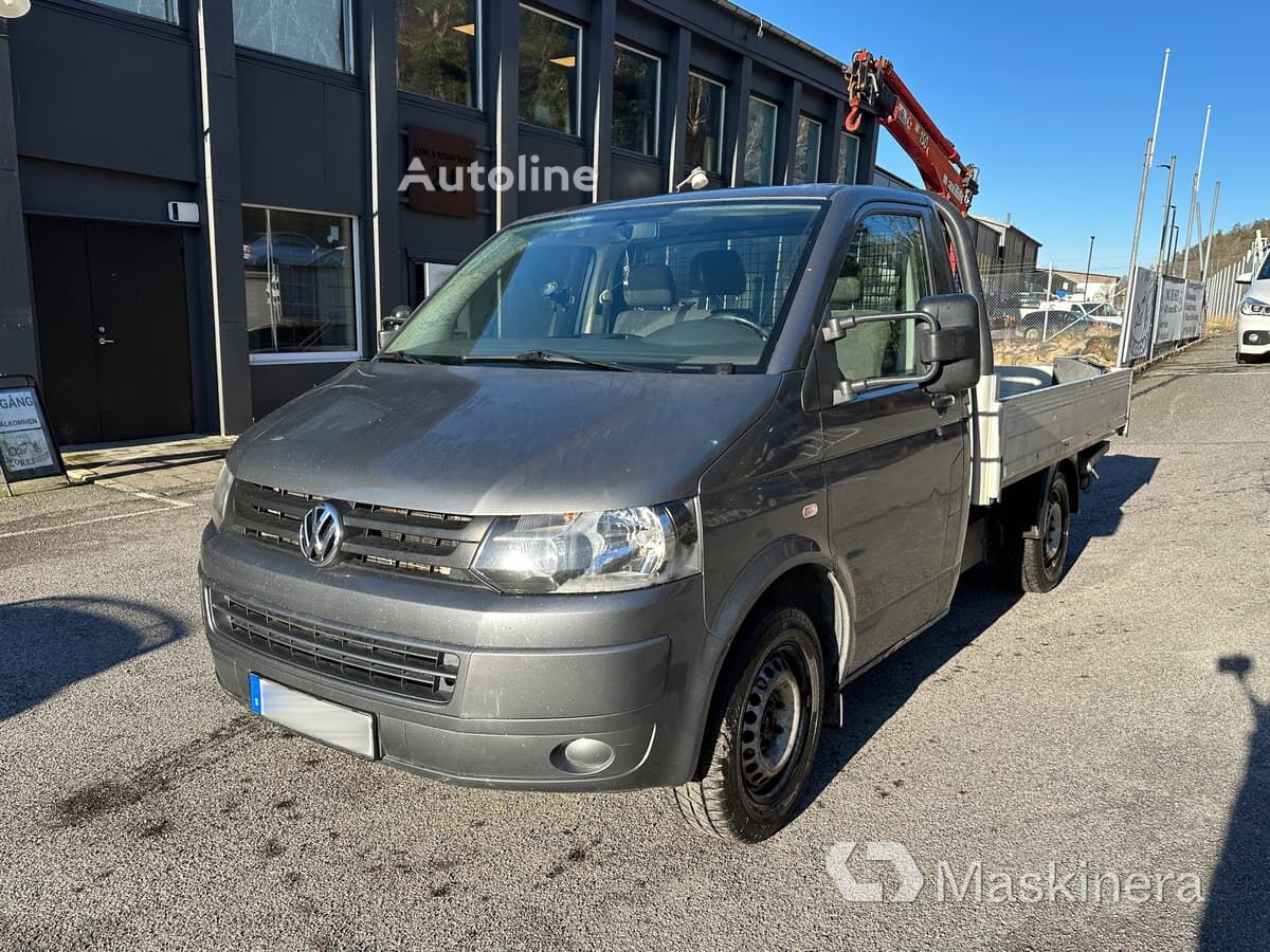 Prodaje se Volkswagen Transporter Chassi Cab T28 2.0 TDI kamion s ravnom platformom na aukciji