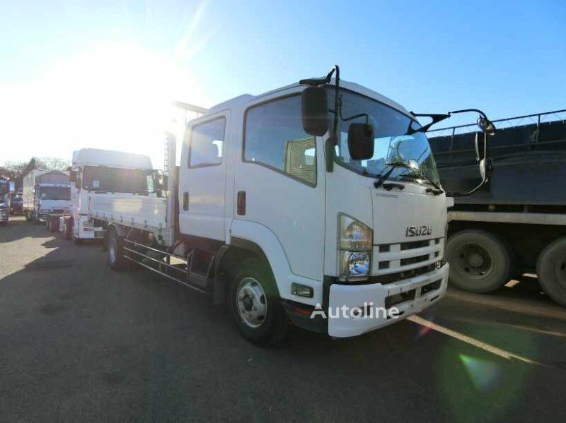 Isuzu FORWARD kamion s ravnom platformom