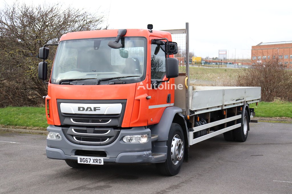 DAF LF 230 kamion s ravnom platformom