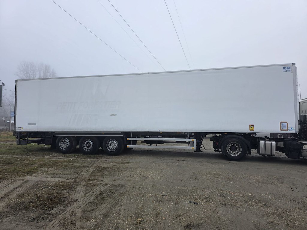 FRÜEHAUF Carrier Vector 1950 MT frigo semi-trailer + DHollandia poluprikolica hladnjača