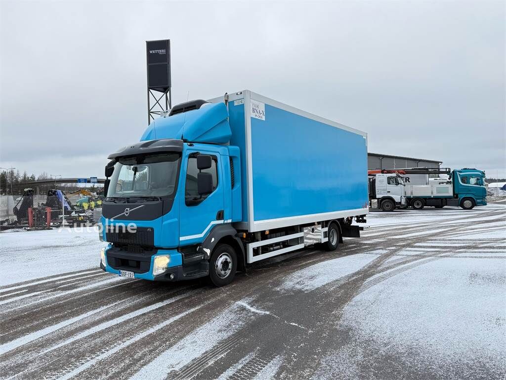 Volvo FL210 4x2 kamion furgon