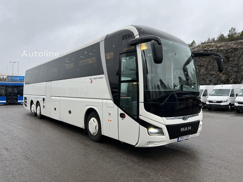 MAN Lions Coach L R08 turistički autobus