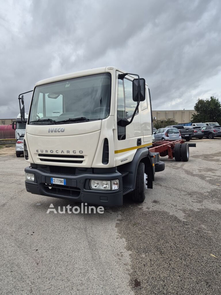 IVECO EuroCargo 120 kamion šasija