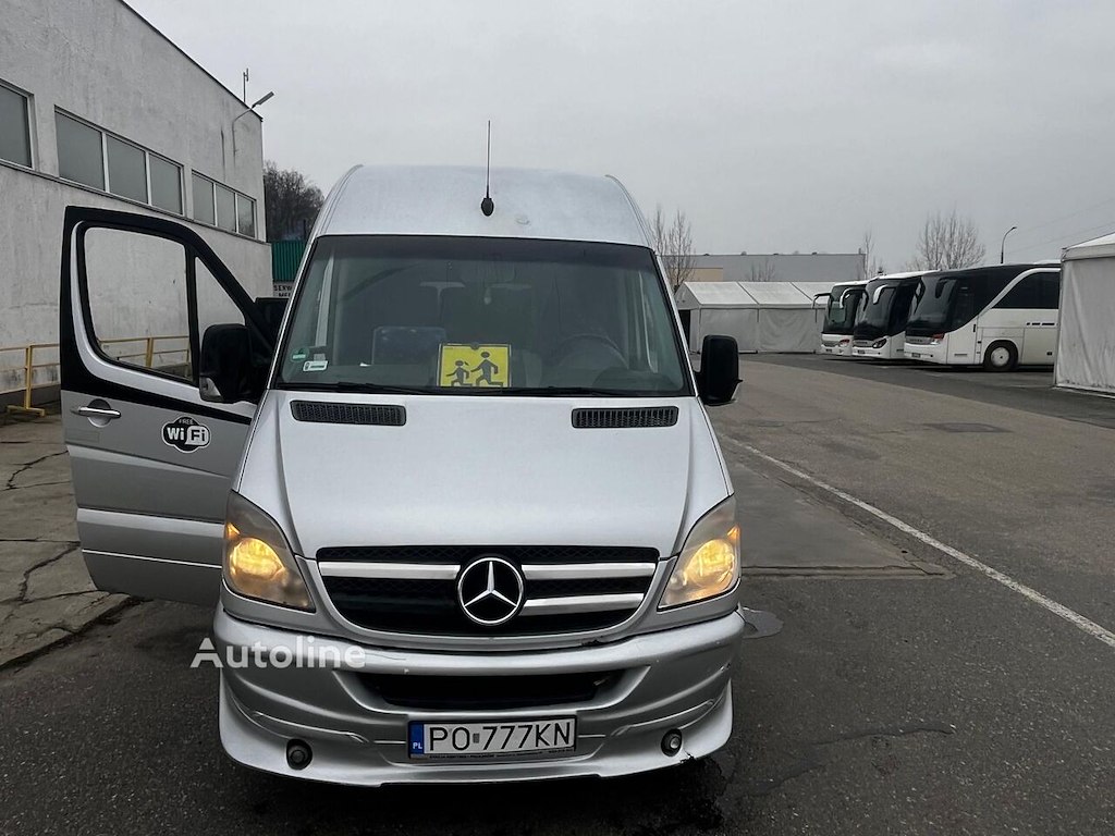 Mercedes-Benz Sprinter putnički minibus