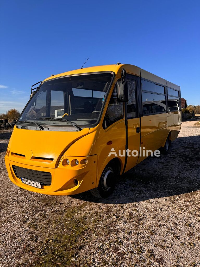 IVECO Daily 65C17 putnički minibus