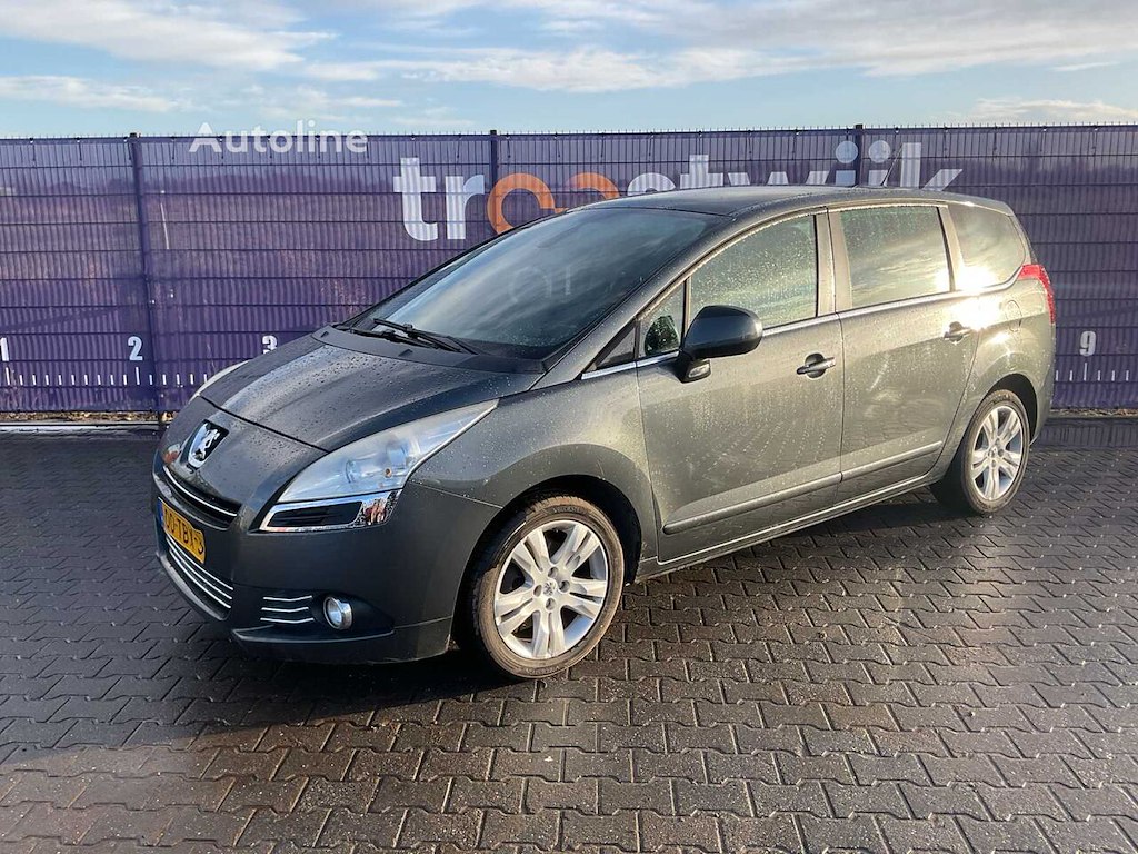 Prodaje se Peugeot 5008 1.6 THP Family 7p. minivan na aukciji