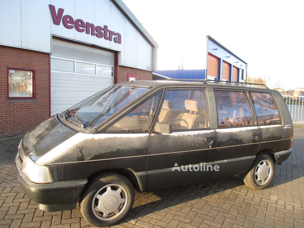 Renault Espace Quadra minivan