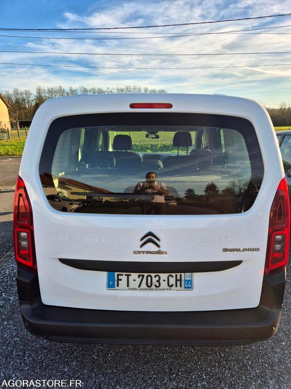 Prodaje se Citroen BERLINGO minivan na aukciji