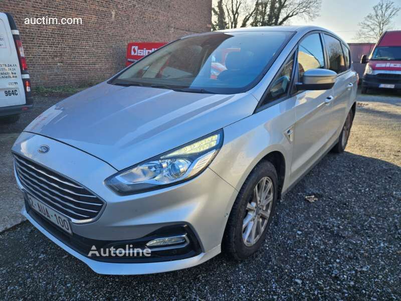 Prodaje se Ford S-max minivan na aukciji