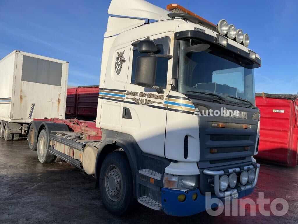 Prodaje se Scania R500LB6X2HHZ rol kiper sa kukom na aukciji