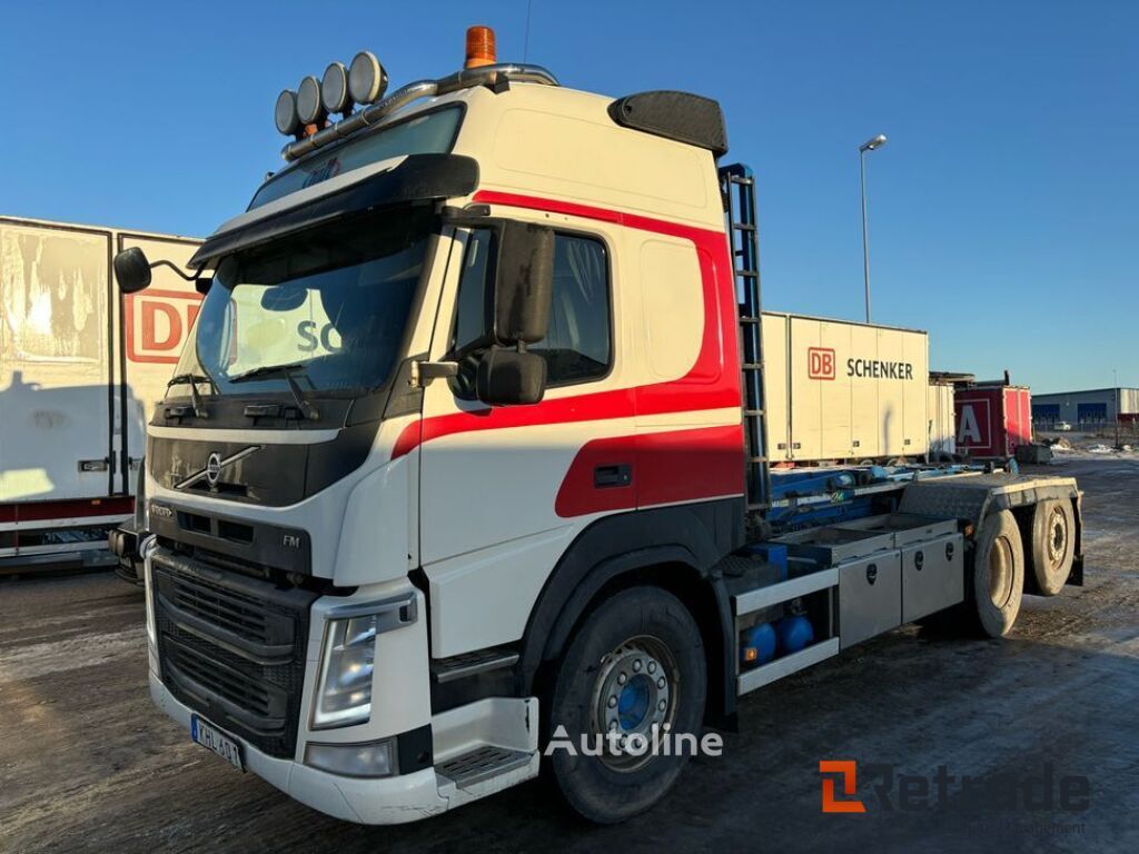 Prodaje se Volvo FM 6*2 12.8 I-Shift rol kiper sa kukom na aukciji