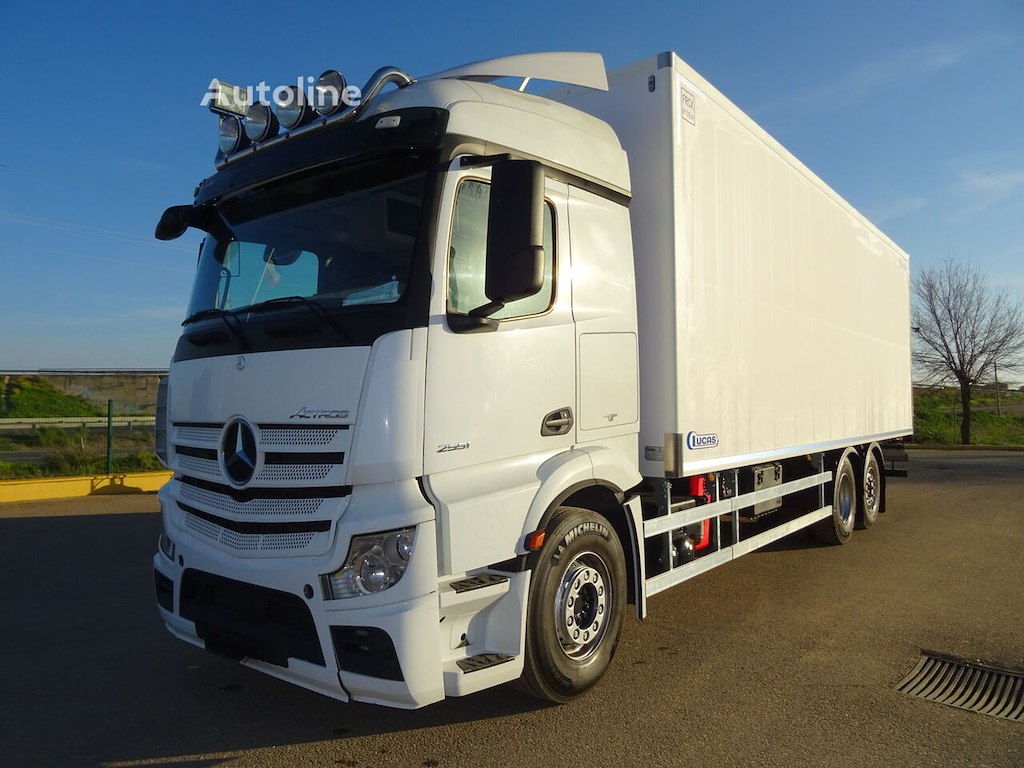 Mercedes-Benz ACTROS 25 52 kamion hladnjača