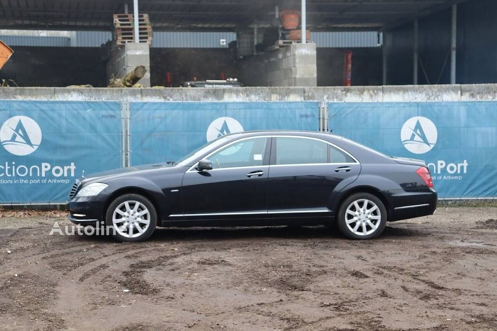 Prodaje se Mercedes-Benz S 350 CDI sedan na aukciji