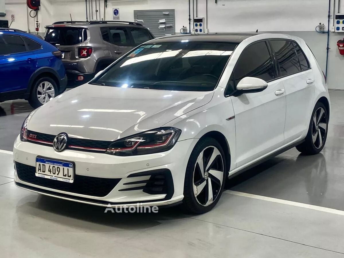 Volkswagen Golf hečbek