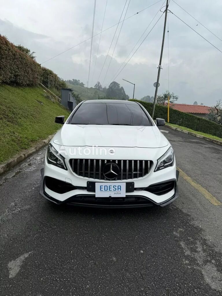 Mercedes-Benz Clase CLA sedan