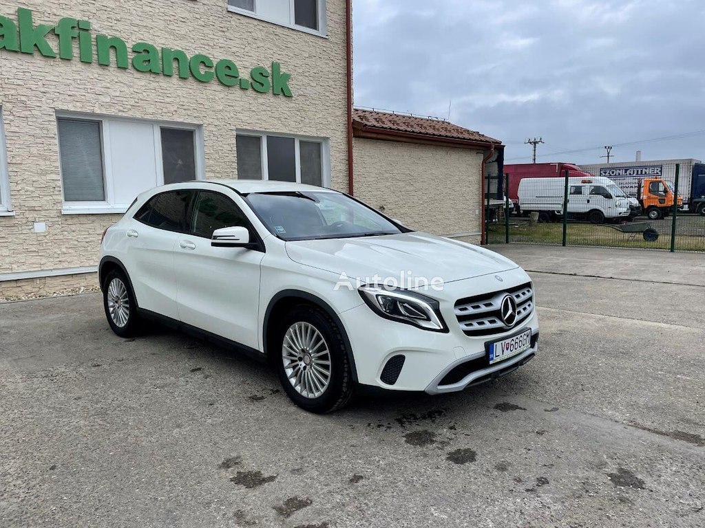 Mercedes-Benz GLA 200 d krosover