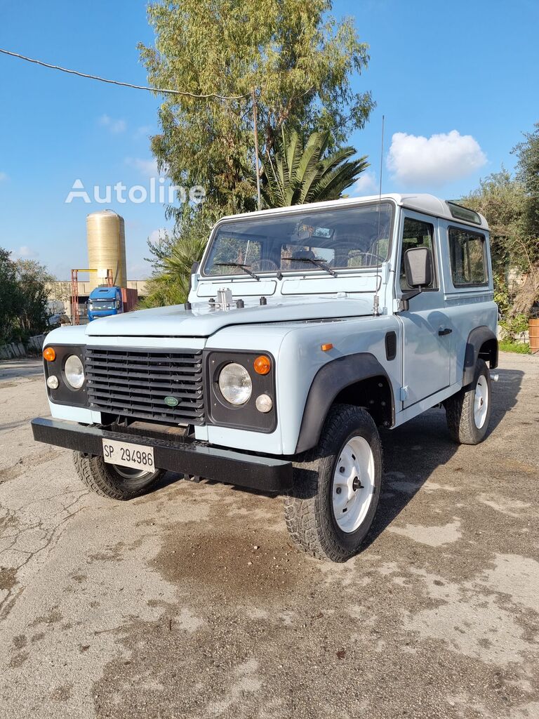 Land Rover Defender 90 terenac