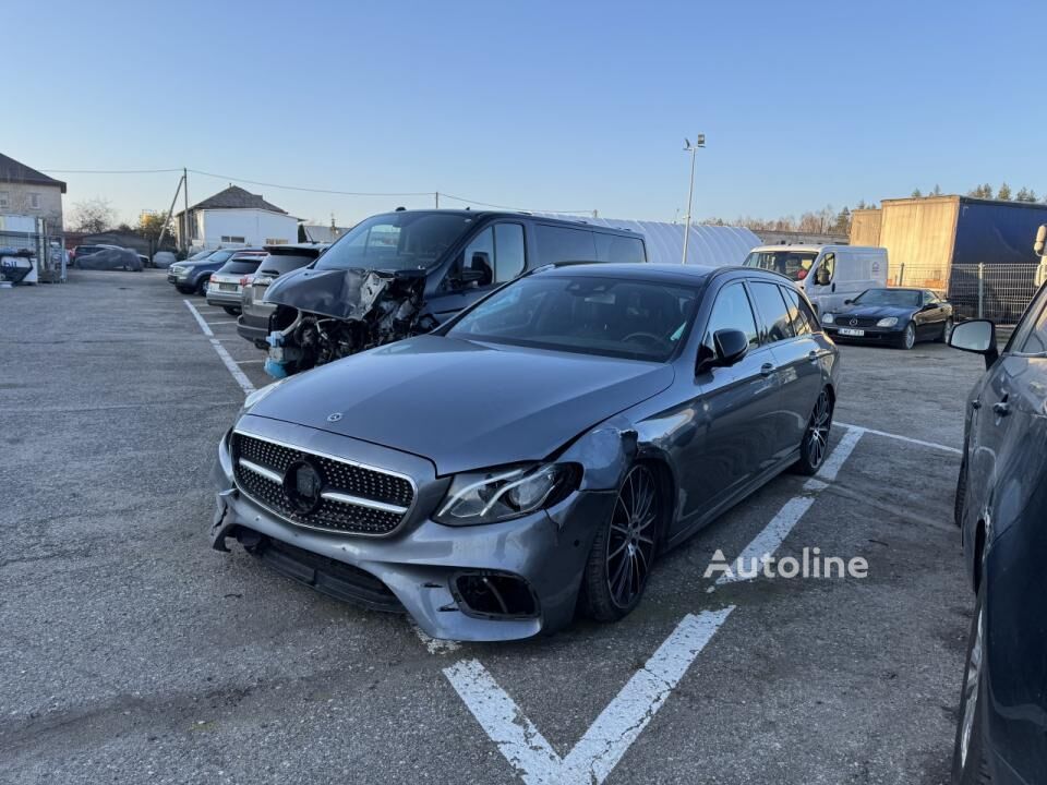 Mercedes-Benz Kita E220 karavan nakon udesa