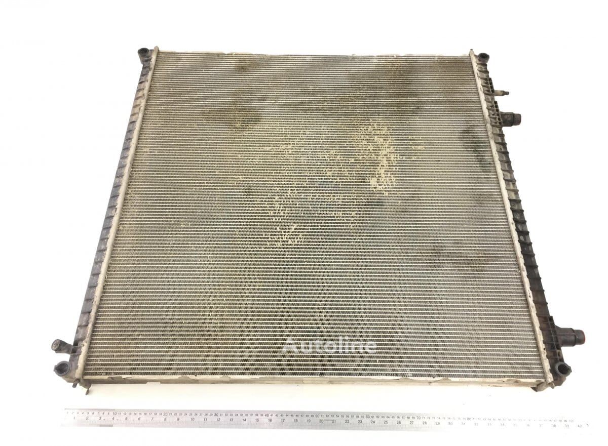 Radiator radijator za hlađenje motora za MAN 81061010079 / 81061016792 kamiona
