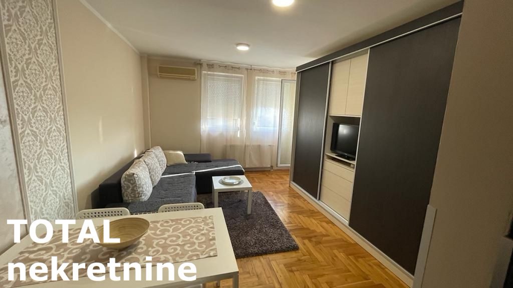 NOVI SAD - PODBARA - 39. 00 m2