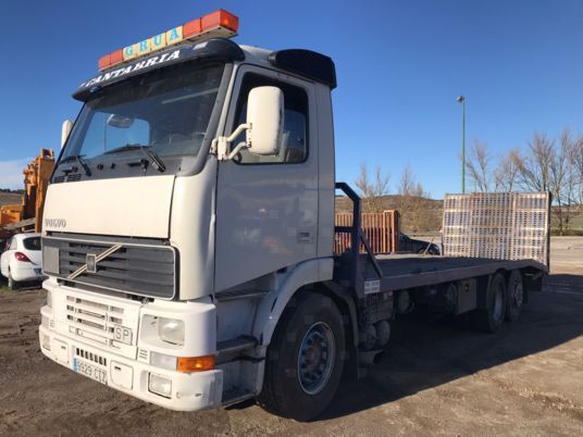 Volvo FH12 6x2R šlep auto