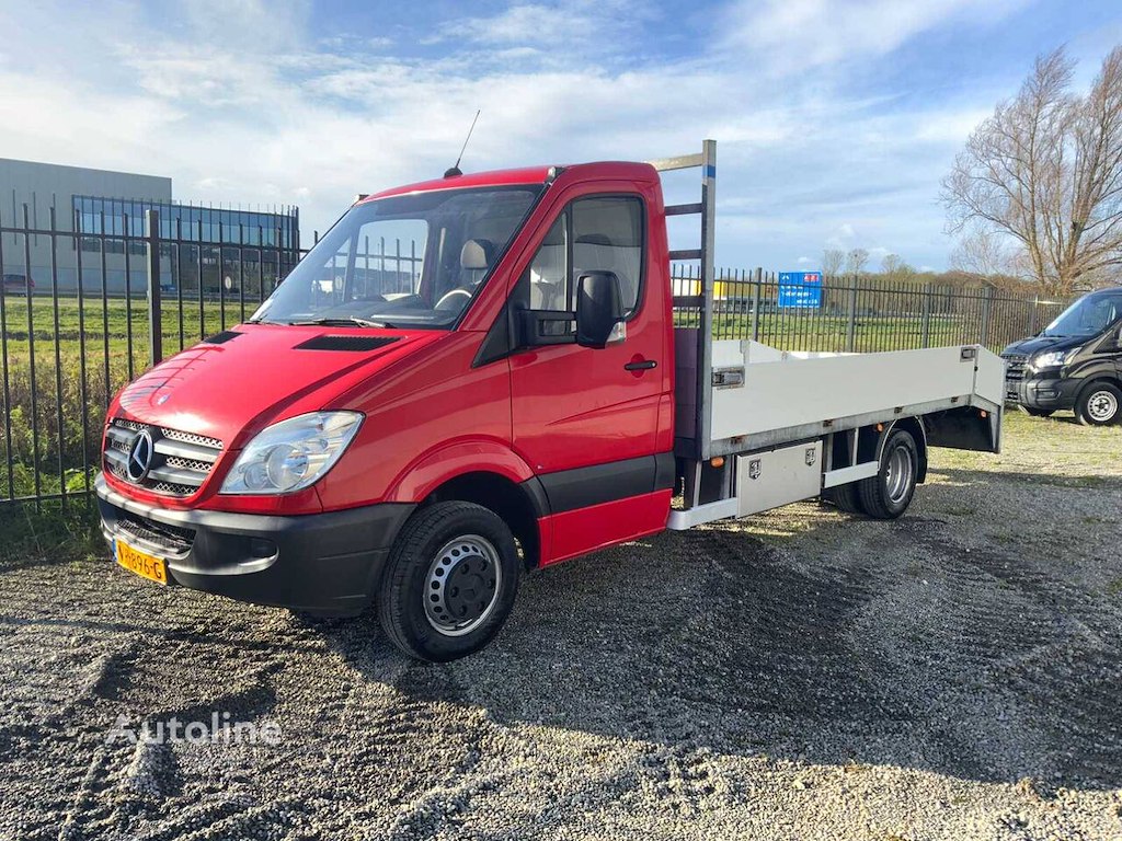 Prodaje se Mercedes-Benz Sprinter kamion platforme na aukciji