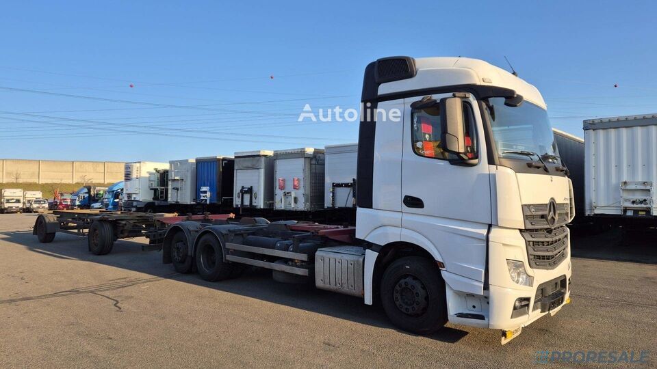 Mercedes-Benz ACTROS 2546 vozilo za prevoz kontejnera