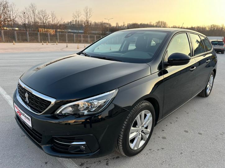 Peugeot 308 1.5 HDI KREDITI NA LICU MESTA