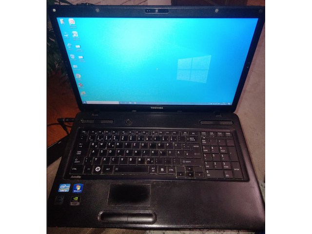 Laptop Toshiba C670/i3-2310/4gb ddr3/ssd