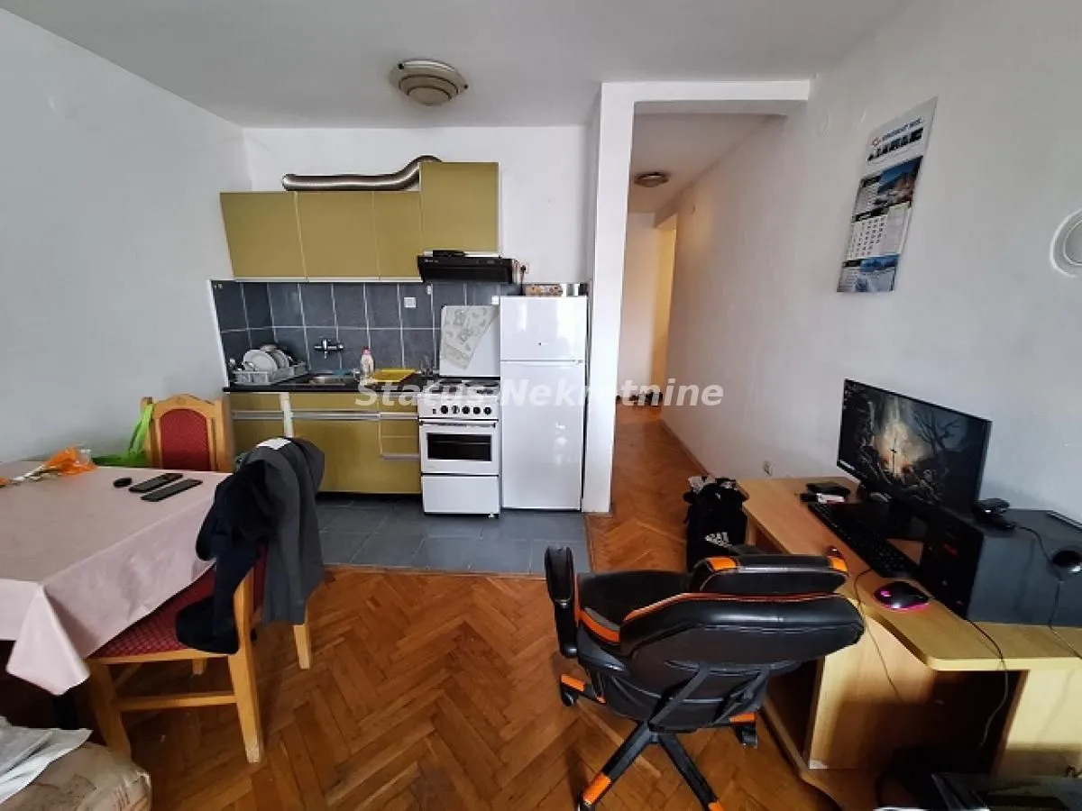 Izdavanje, dvosoban stan, 55m2, Bulevar Oslobodjenja, Novi Sad, Novi Sad