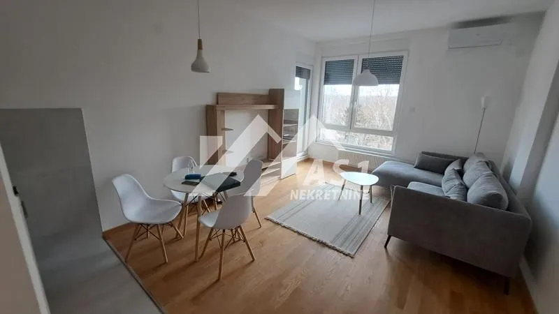 Izdavanje, dvosoban stan, 43m2, Novi Sad, Novi Sad