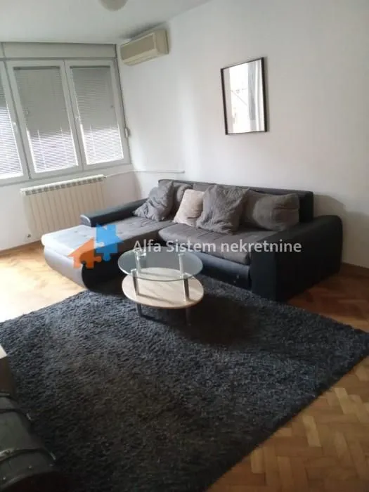 Izdavanje, dvosoban stan, 65m2, Stari Grad, Beograd