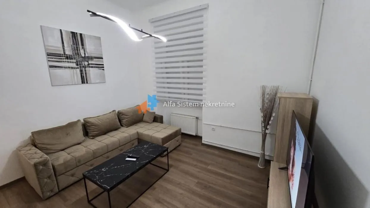 Izdavanje, dvosoban stan, 60m2, Stari Grad, Beograd