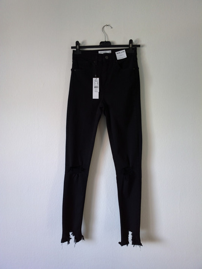 TOPSHOP skinny jeans W28,L32