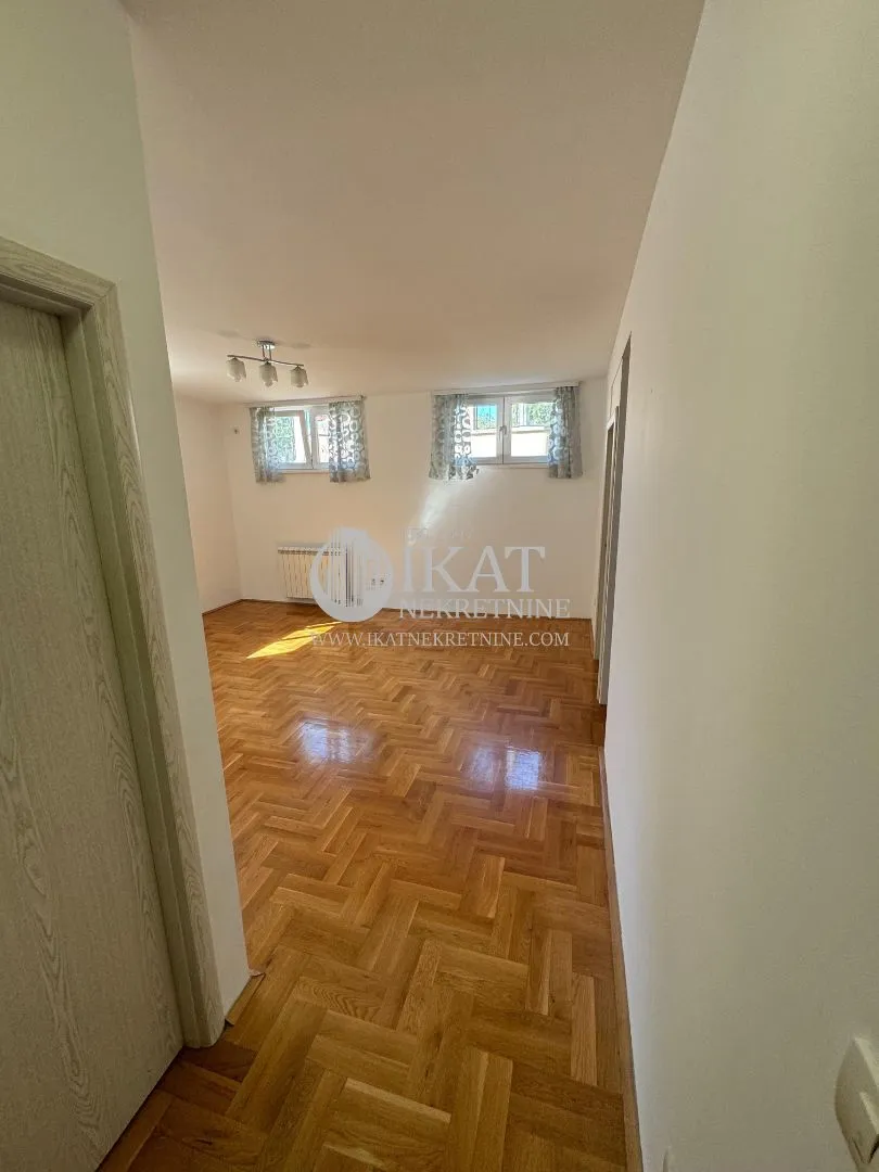 Prodaja, trosoban stan, 49m2, Zemun Novi Grad, Zemun, Beograd