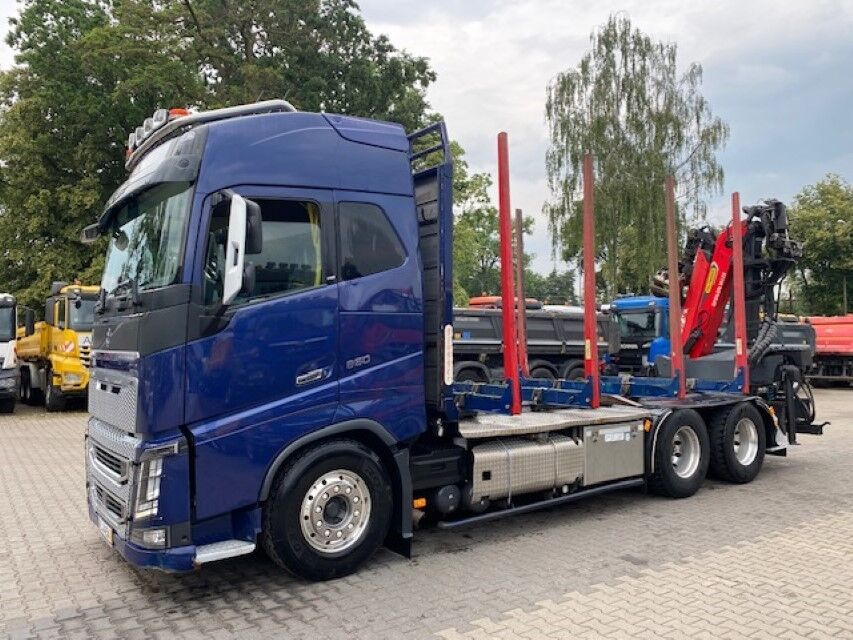 Volvo FH16 / 650 kamion za prevoz drva